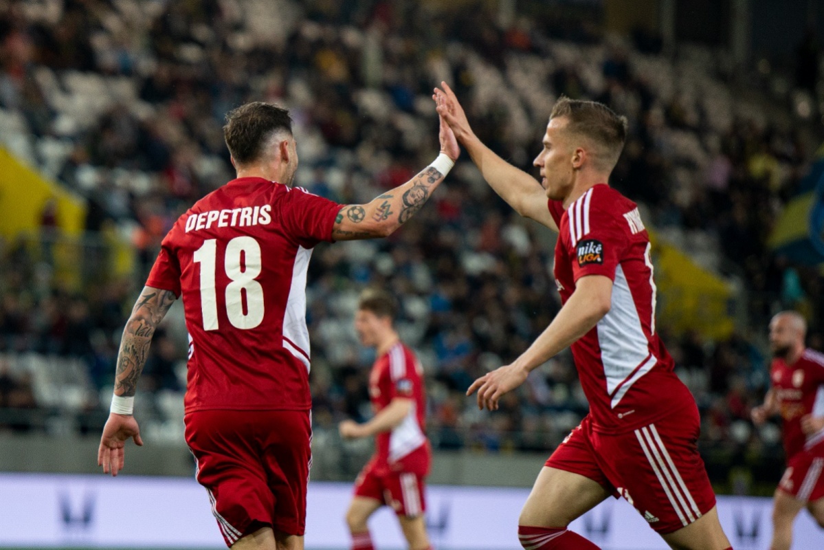 Futbalisti Dukly vonku opäť úspešní, najtesnejším rozdielom zdolali Košice